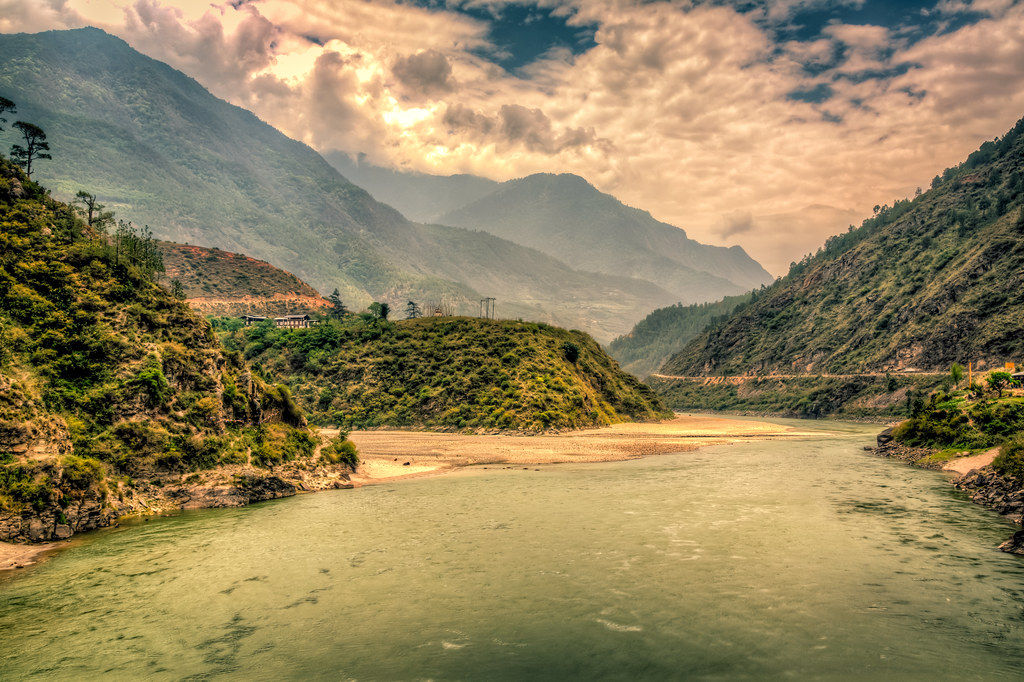 How to Measure the Water Current of the Chu River